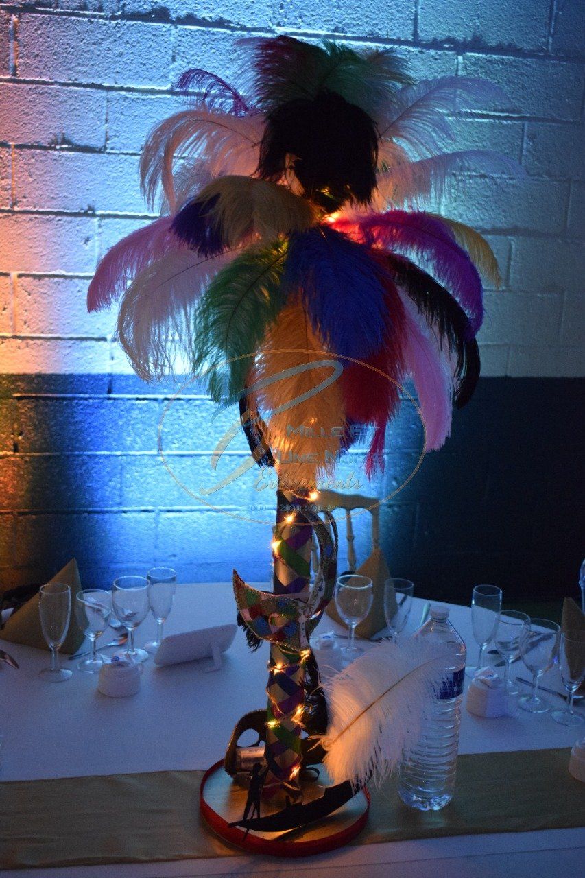 CENTRE DE TABLE ARLEQUIN CARNAVAL DE VENISE - Locmaterielreception