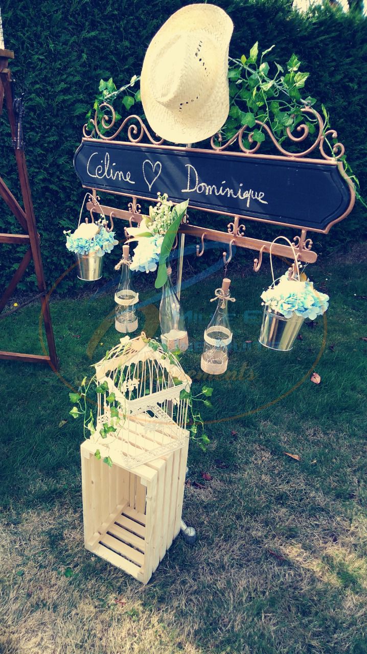 SUPPORT PLAN DE TABLE PORTE MANTEAU - Locmaterielreception